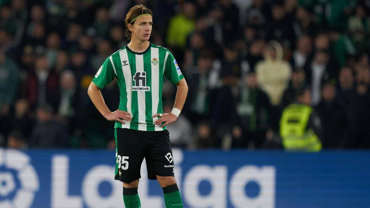 Real Betis youngster Garreta gives update on head injury